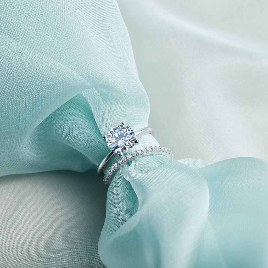 Ultimate Guide to Choosing Timeless Wedding Bands for Women